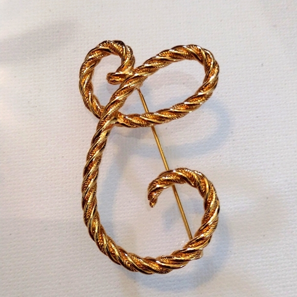 Jewelry | Beautiful Cursive Letter C Faux Gold Brooch | Poshmark